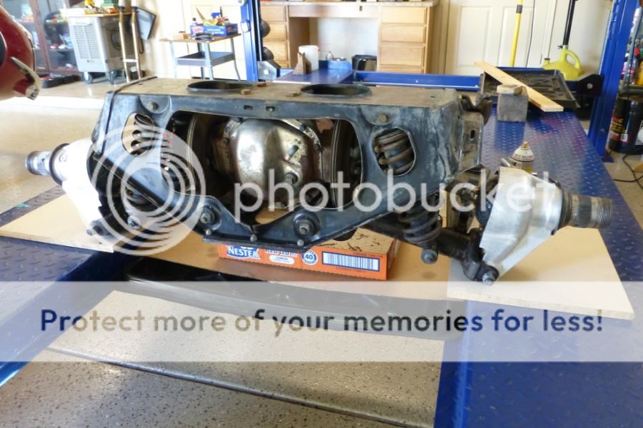 [E-Type] leaking rear end :( - E-Type - Jag-lovers Forums